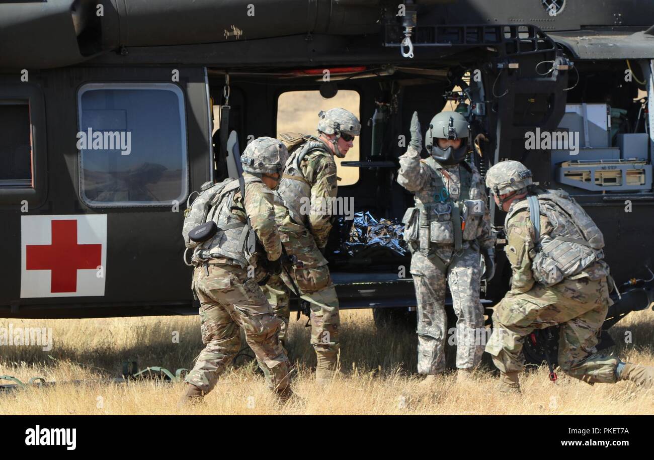 Soldiers from the 41st Infantry Brigade Combat Team's 141st Brigade ...