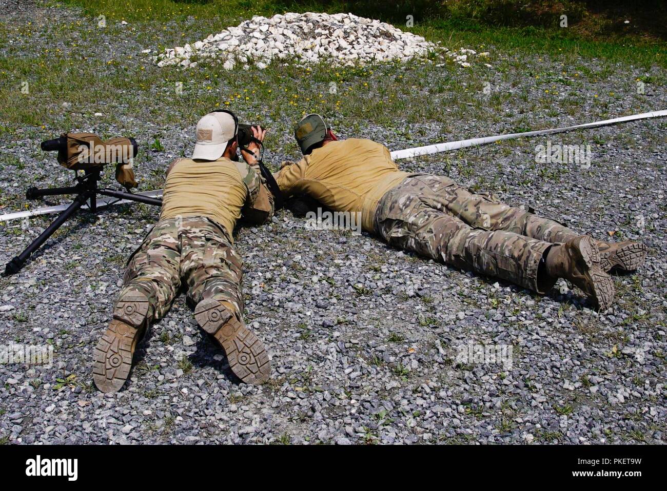 Range estimation hi-res stock photography and images - Alamy