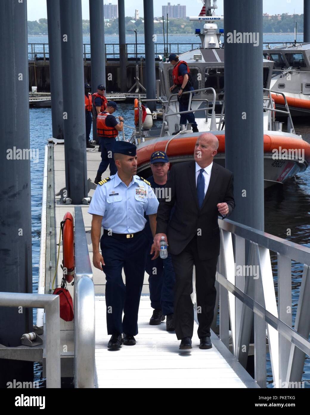 Jason oneill hi-res stock photography and images - Alamy