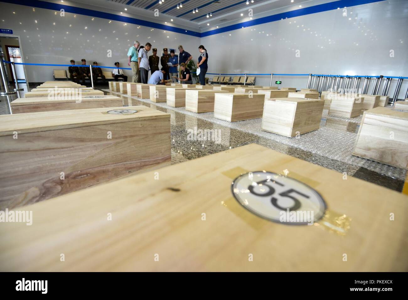 Korean military service base hi-res stock photography and images - Alamy