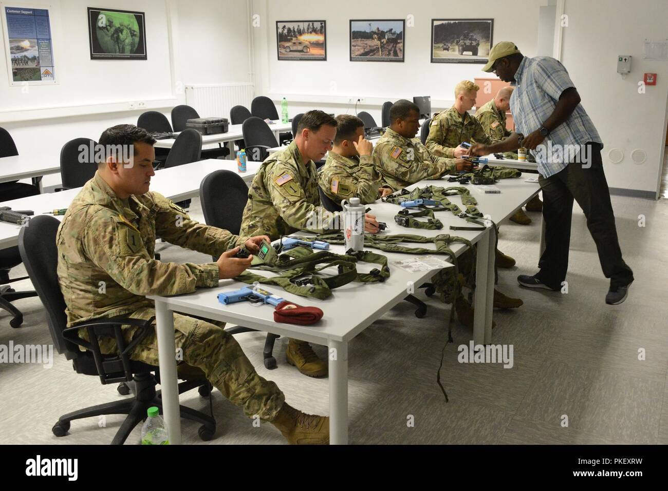 1st squadron 91st cavalry regiment hi-res stock photography and images ...