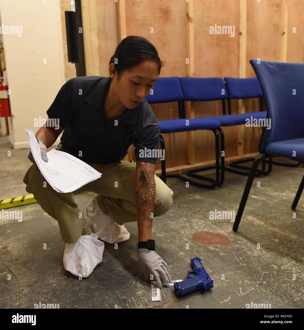 Crime scene ruler hi-res stock photography and images - Alamy