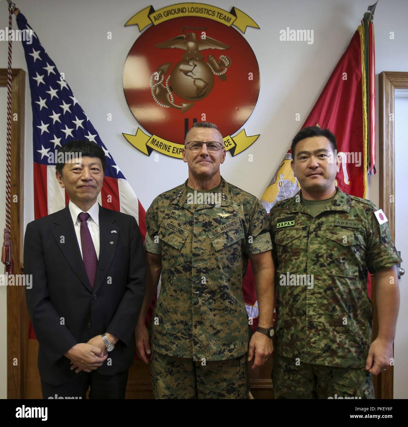 Lt. Gen. Robert F. Hedelund, commanding general of II Marine ...