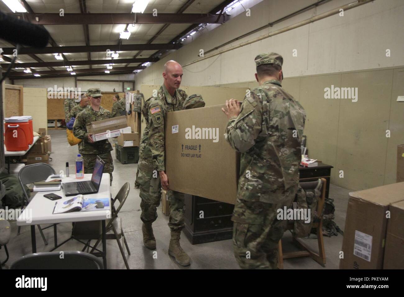 213th personnel hi-res stock photography and images - Alamy