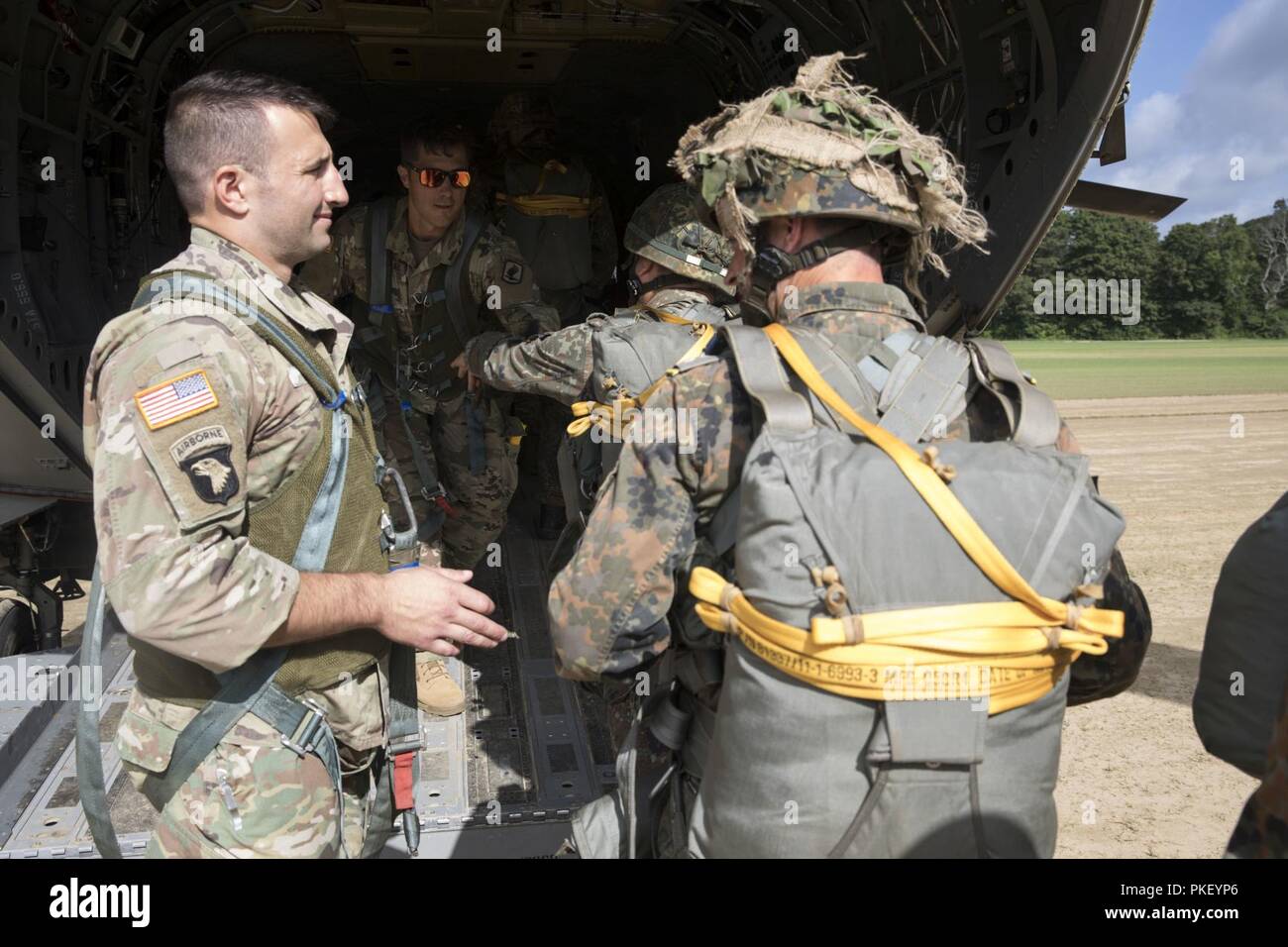 Static load training hi-res stock photography and images - Alamy