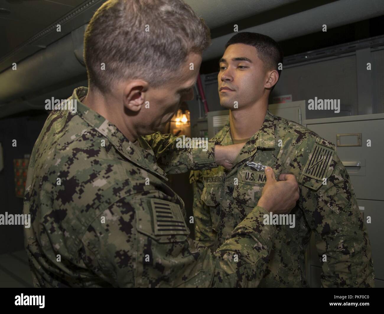 Navy enlisted expeditionary warfare specialist hi-res stock photography ...