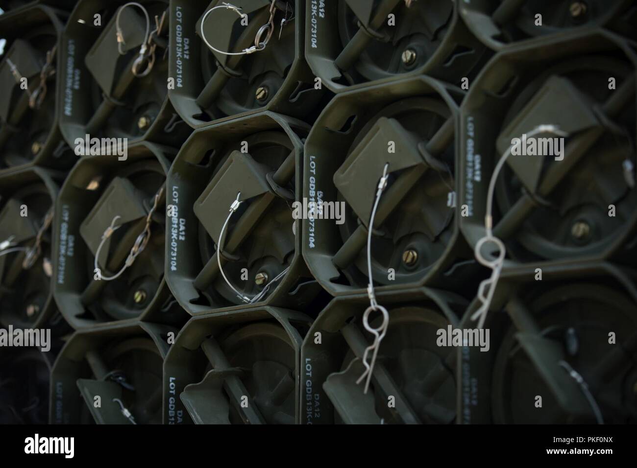 M777 towed 155mm howitzer hi-res stock photography and images - Alamy