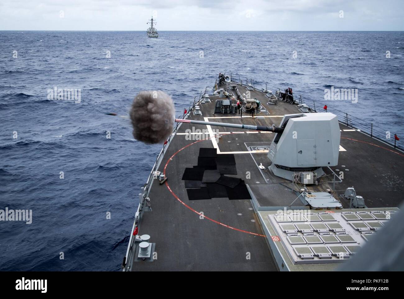 OCEAN (Aug. 4, 2018) – The guided-missile destroyer USS Dewey (DDG 105 ...