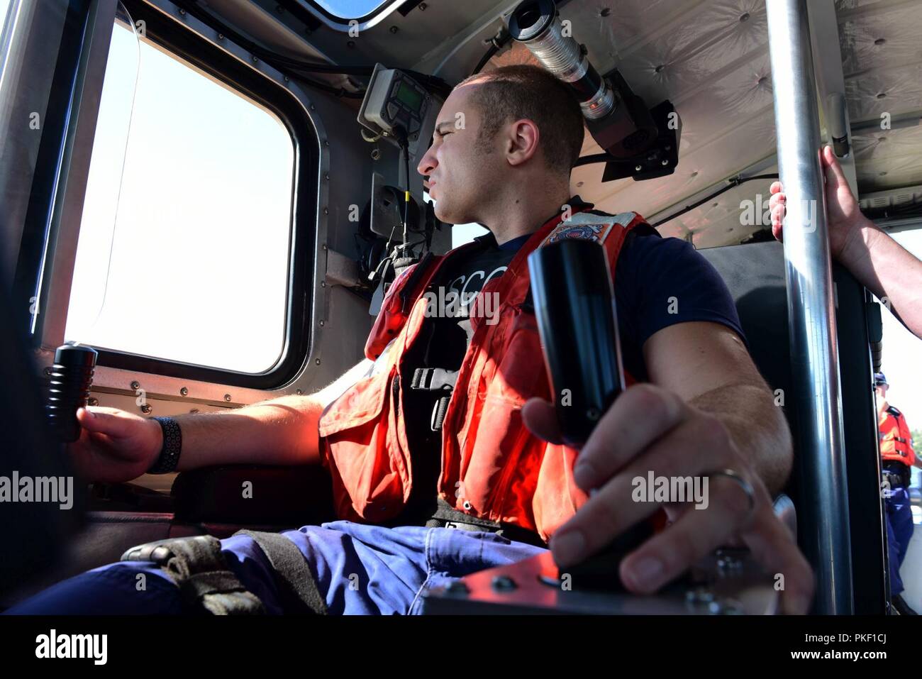 Us coast guard air stations hi-res stock photography and images - Alamy