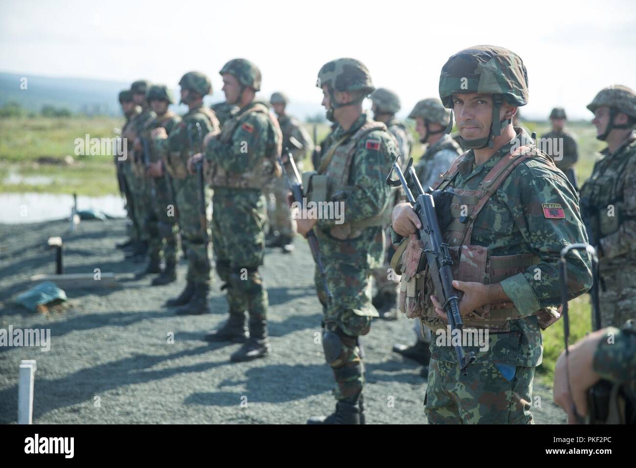 Albanian armed forces hi-res stock photography and images - Alamy