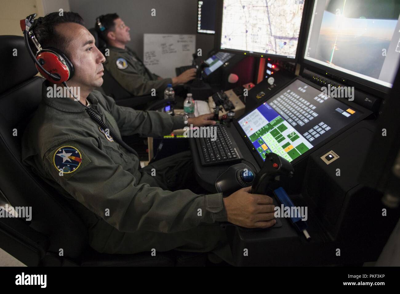 163 attack wing hi-res stock photography and images - Alamy