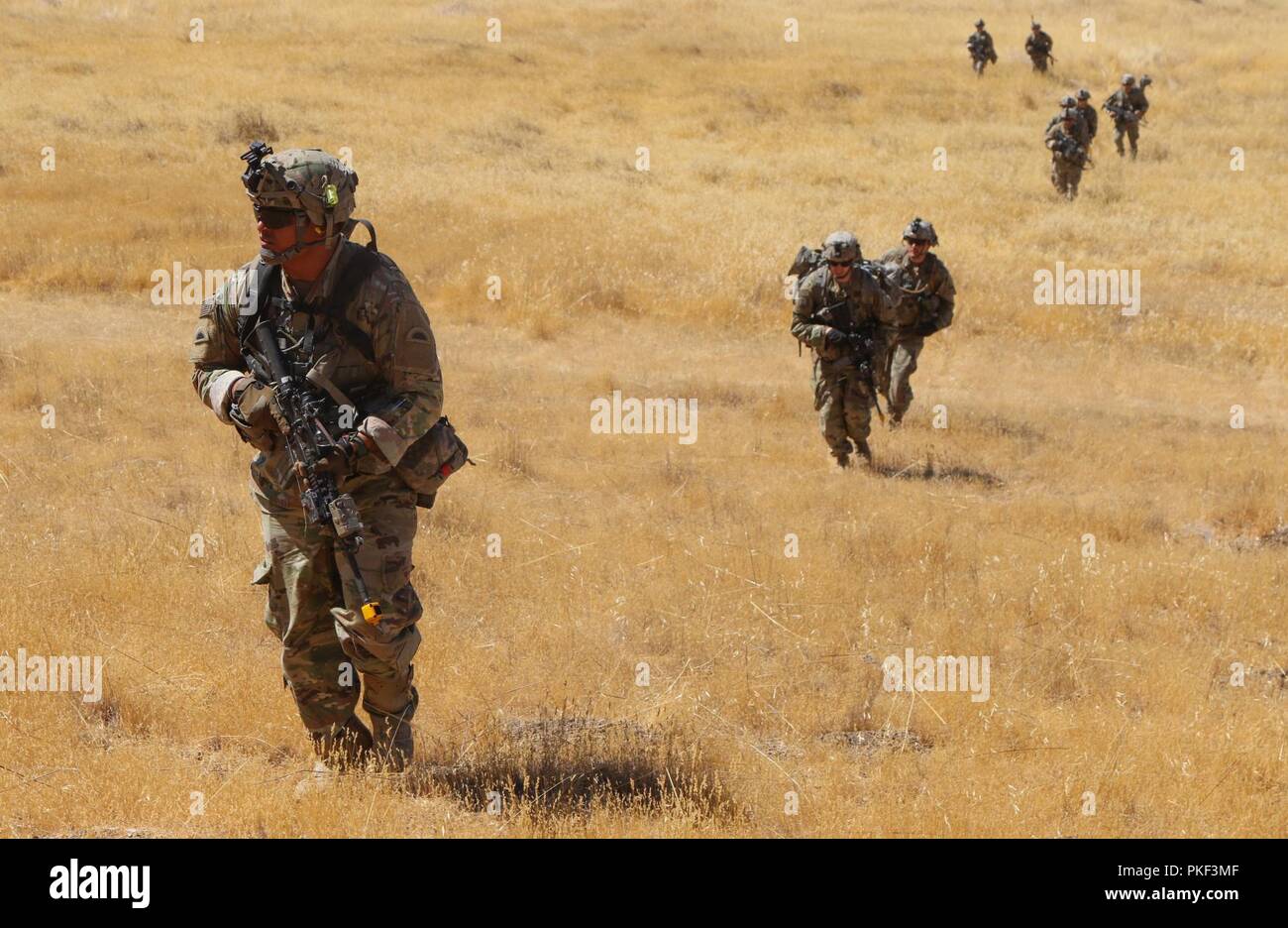 1st battalion 186th infantry hi-res stock photography and images - Alamy