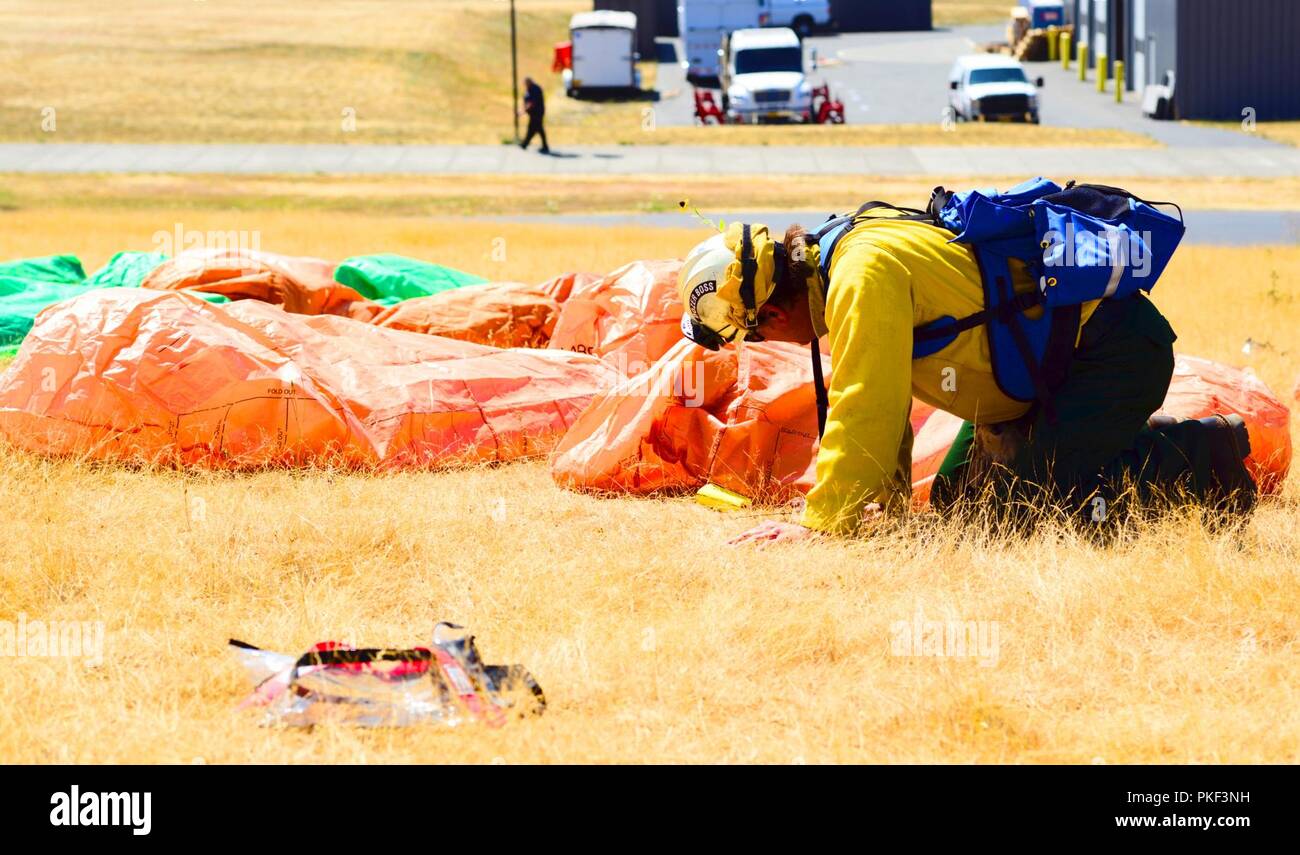 Wildland fire red card certification hi-res stock photography and ...