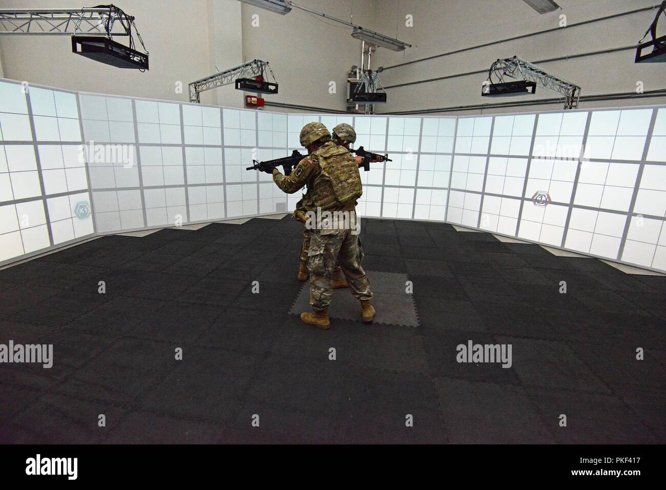 Gunfighter gym hi-res stock photography and images - Alamy