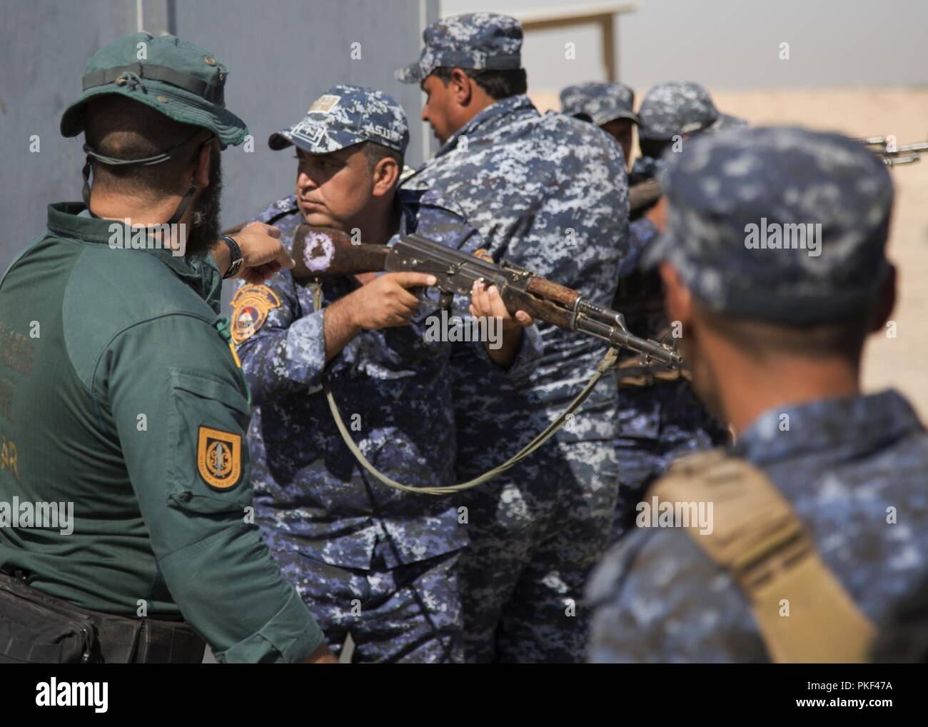 Guardia federal hi-res stock photography and images - Alamy