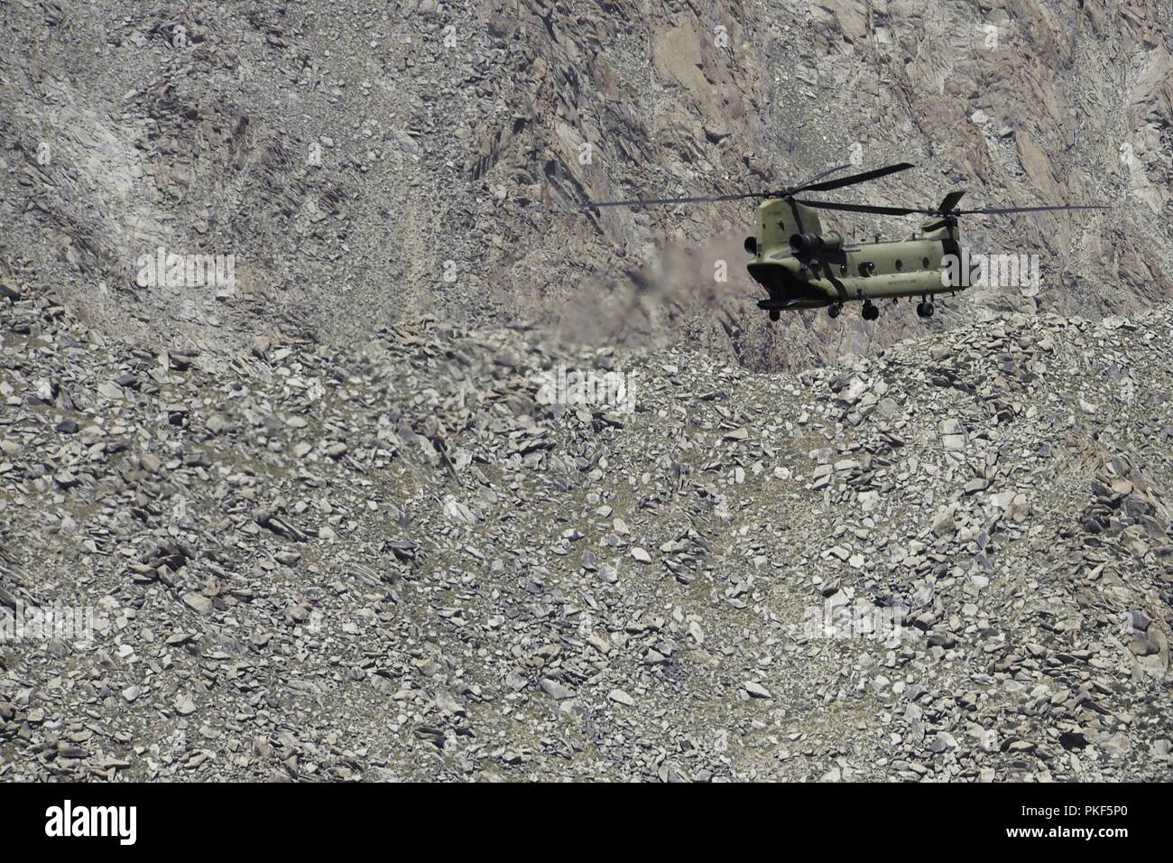 Us navy sea shadow hi-res stock photography and images - Alamy