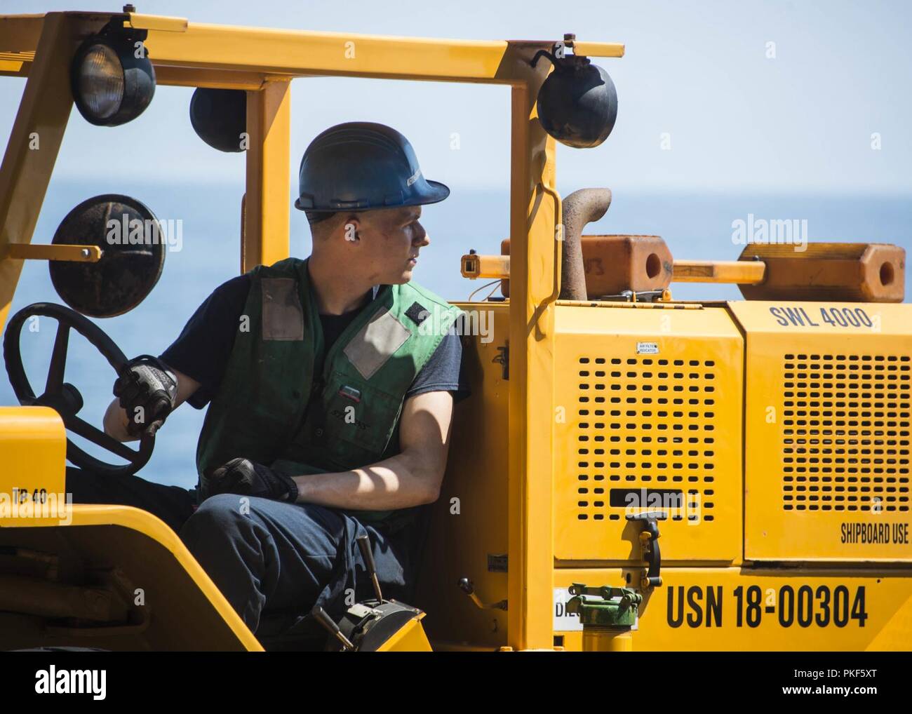 Uss wasp cvn 7 hi-res stock photography and images - Alamy