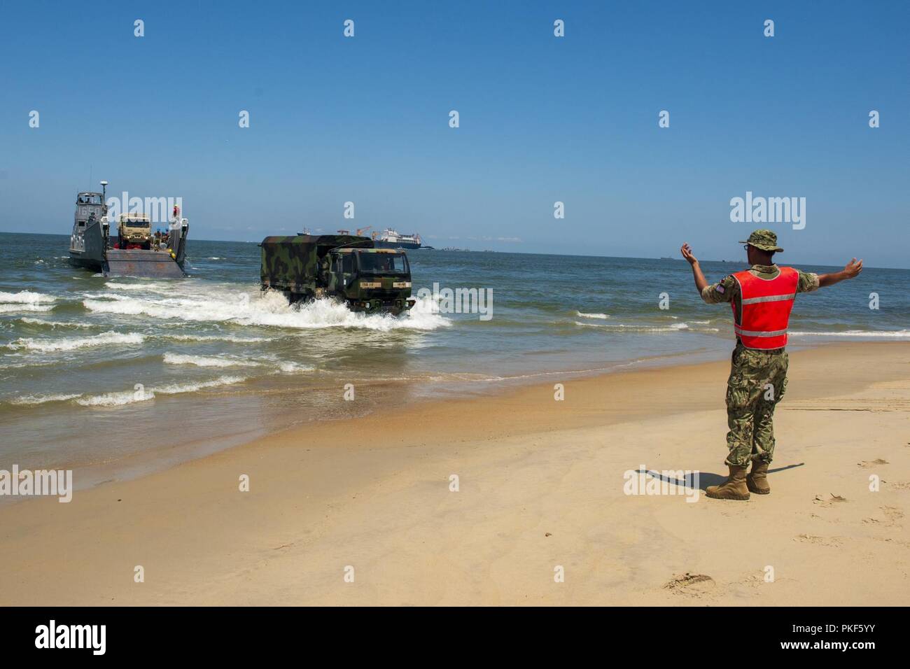 VIRGINIA BEACH, Va. (July 26, 2018) A Sailor from Beachmaster Unit (BMU ...