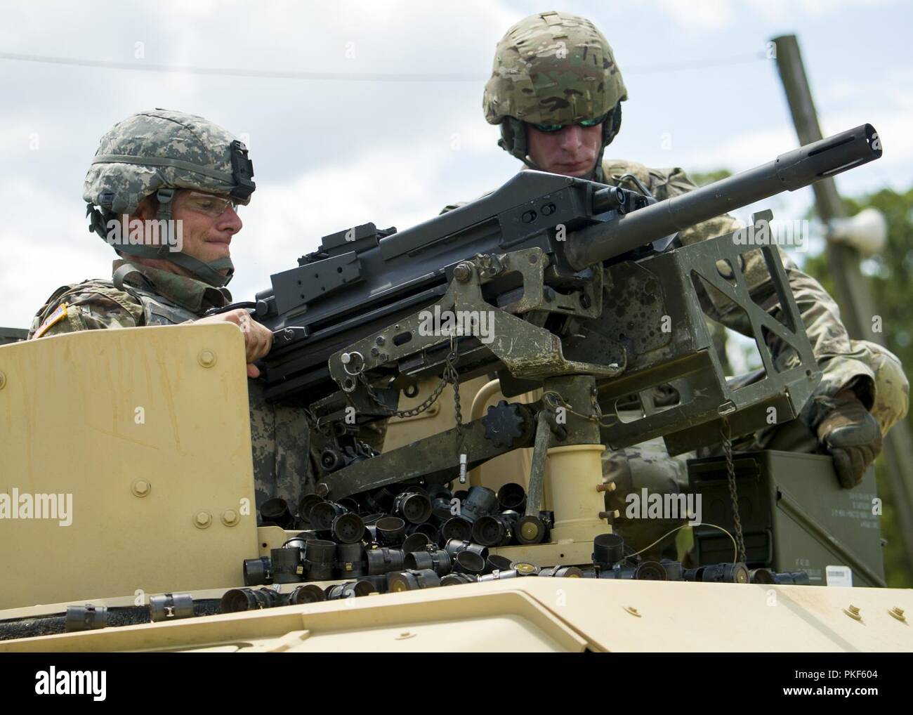 U.S. Army Soldiers attending the 31B (Military Police) re ...