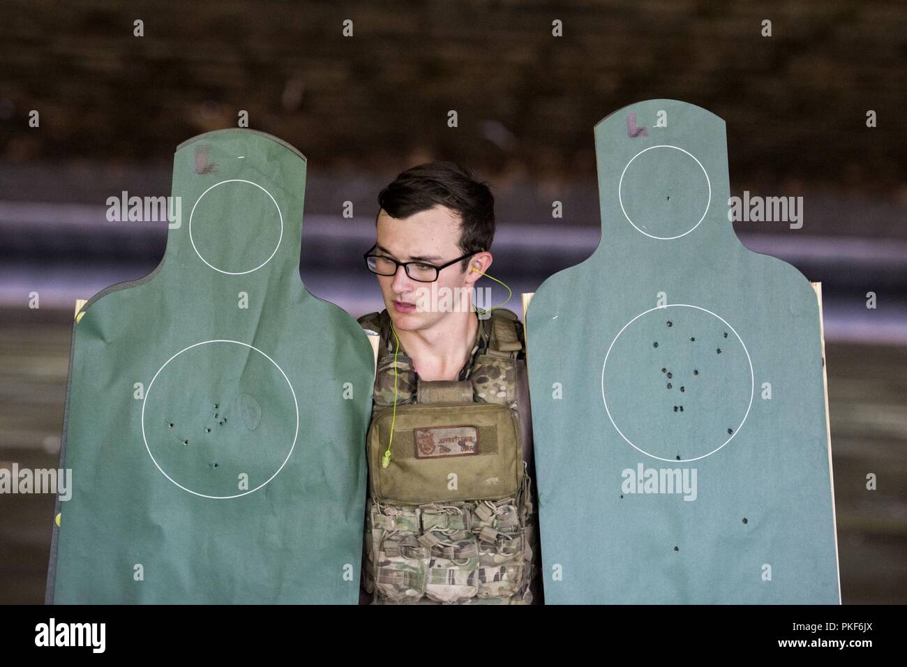 Usaf shooting team hi-res stock photography and images - Alamy