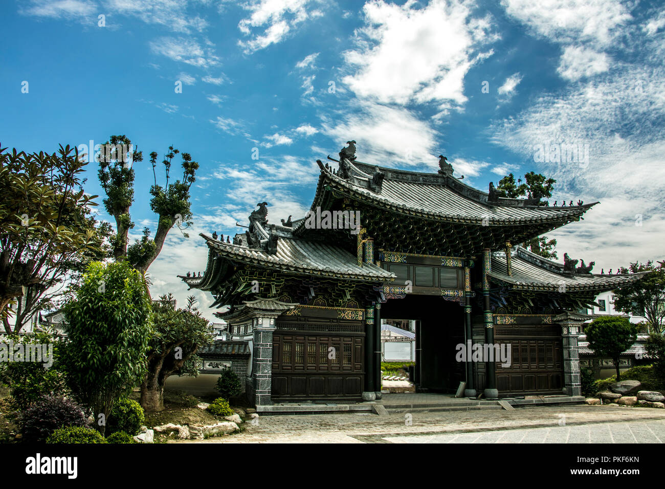 Chinese house in dali hi-res stock photography and images - Alamy