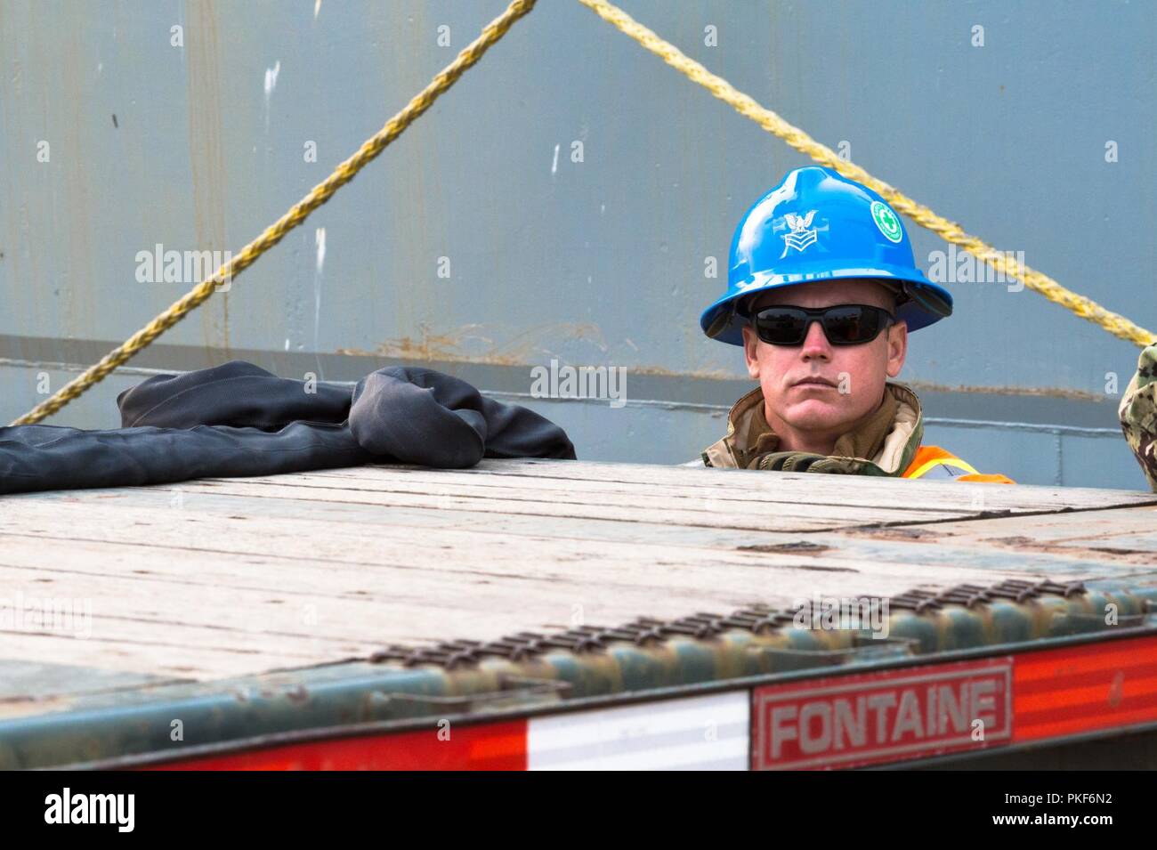 Navy cargo handling battalion nchb 14 hi-res stock photography and ...
