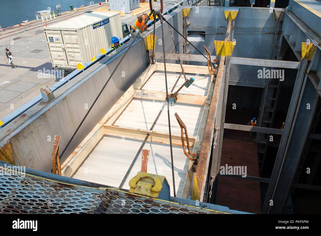 Navy cargo handling battalion nchb 14 hi-res stock photography and ...