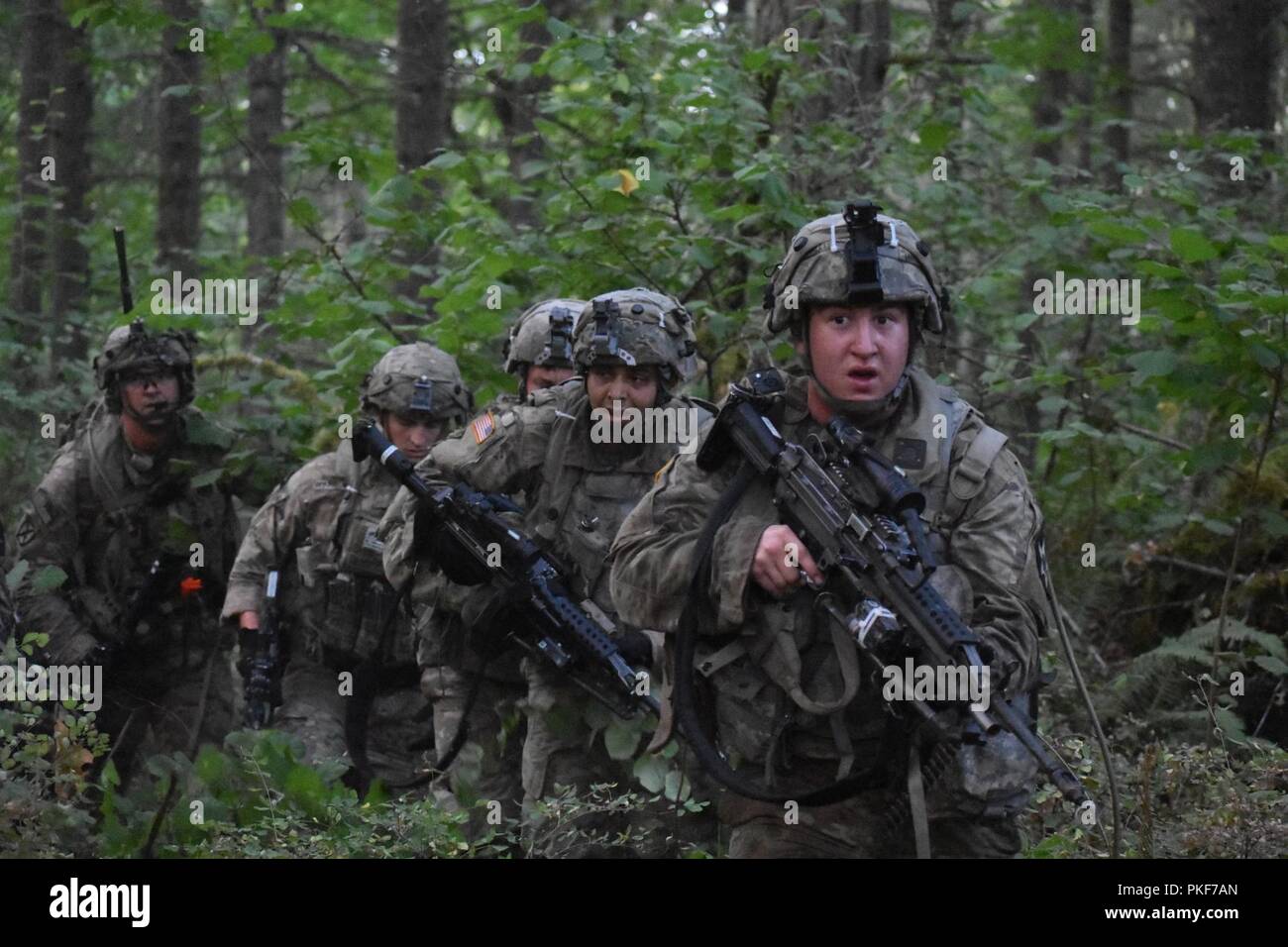 Emergency deployment readiness exercise courage ready 18 02 hi-res ...