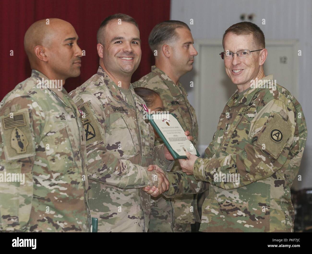 Us meritorious service medal hi-res stock photography and images - Alamy