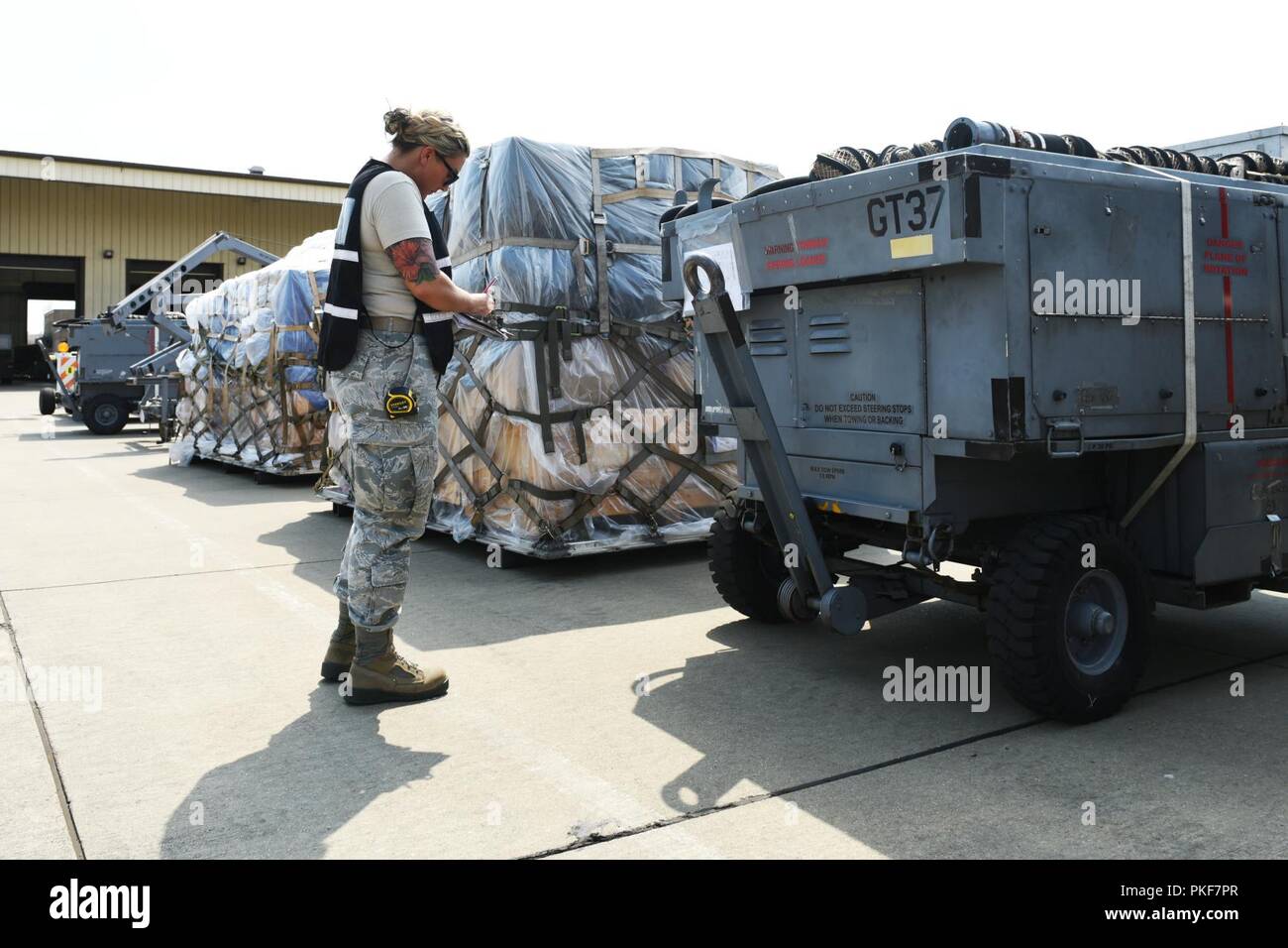 48th Logistics Readiness Squadron High Resolution Stock Photography and ...