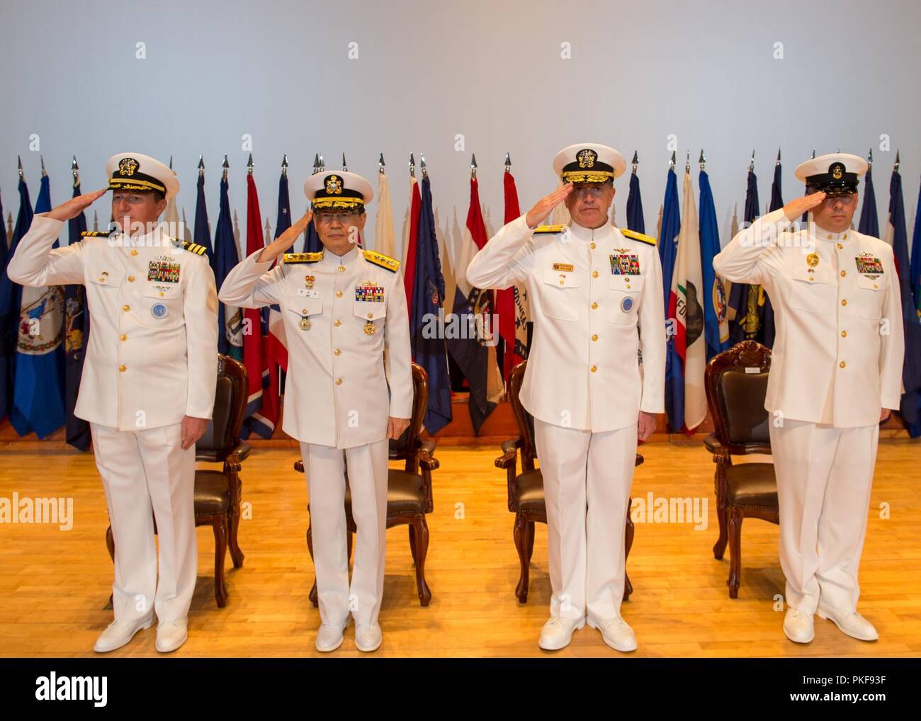 U s navy senior chief master at arms hi-res stock photography and ...