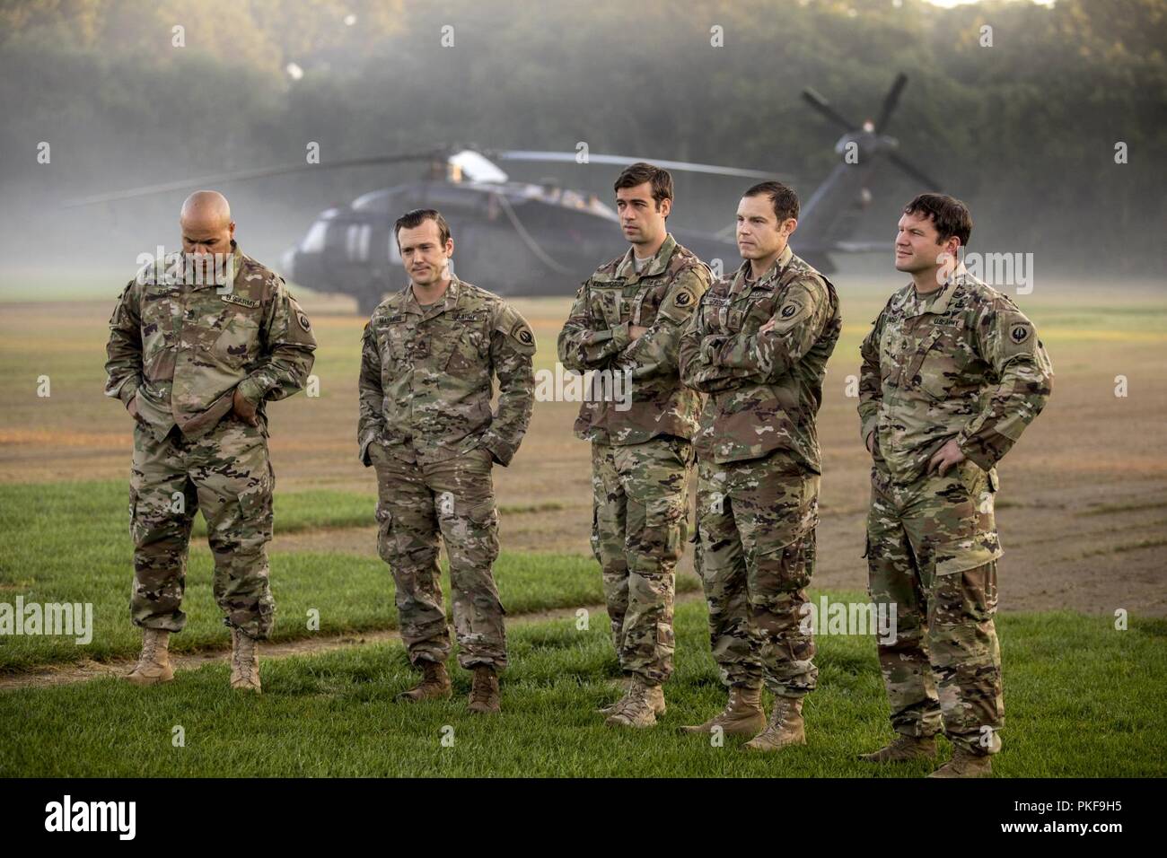 U.S. Army Paratroopers from the 160th Special Operations Aviation ...