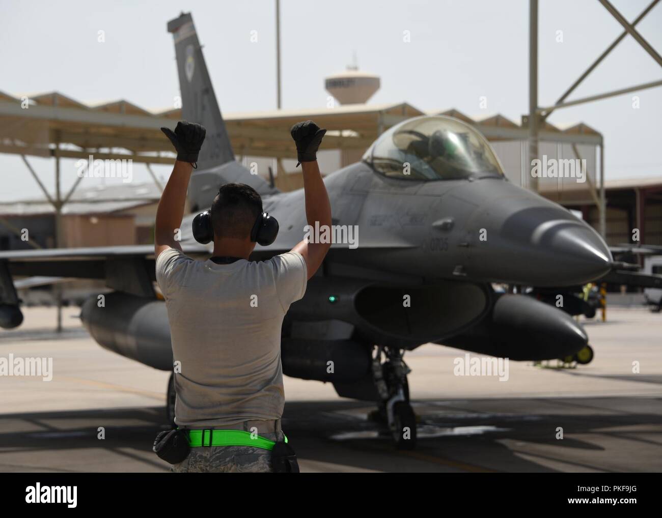 310th amu hi-res stock photography and images - Alamy