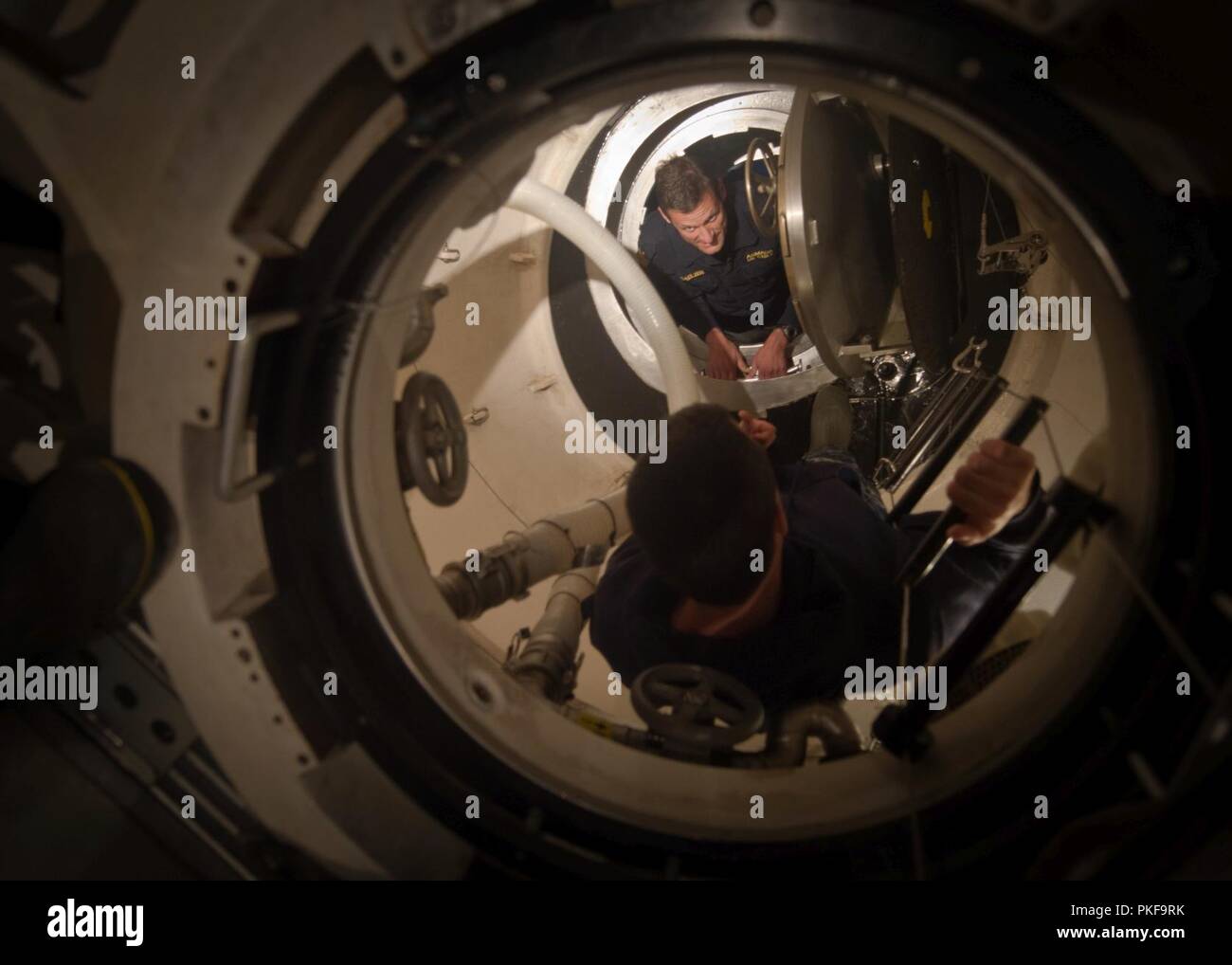 Undersea rescue command urc hi-res stock photography and images - Alamy