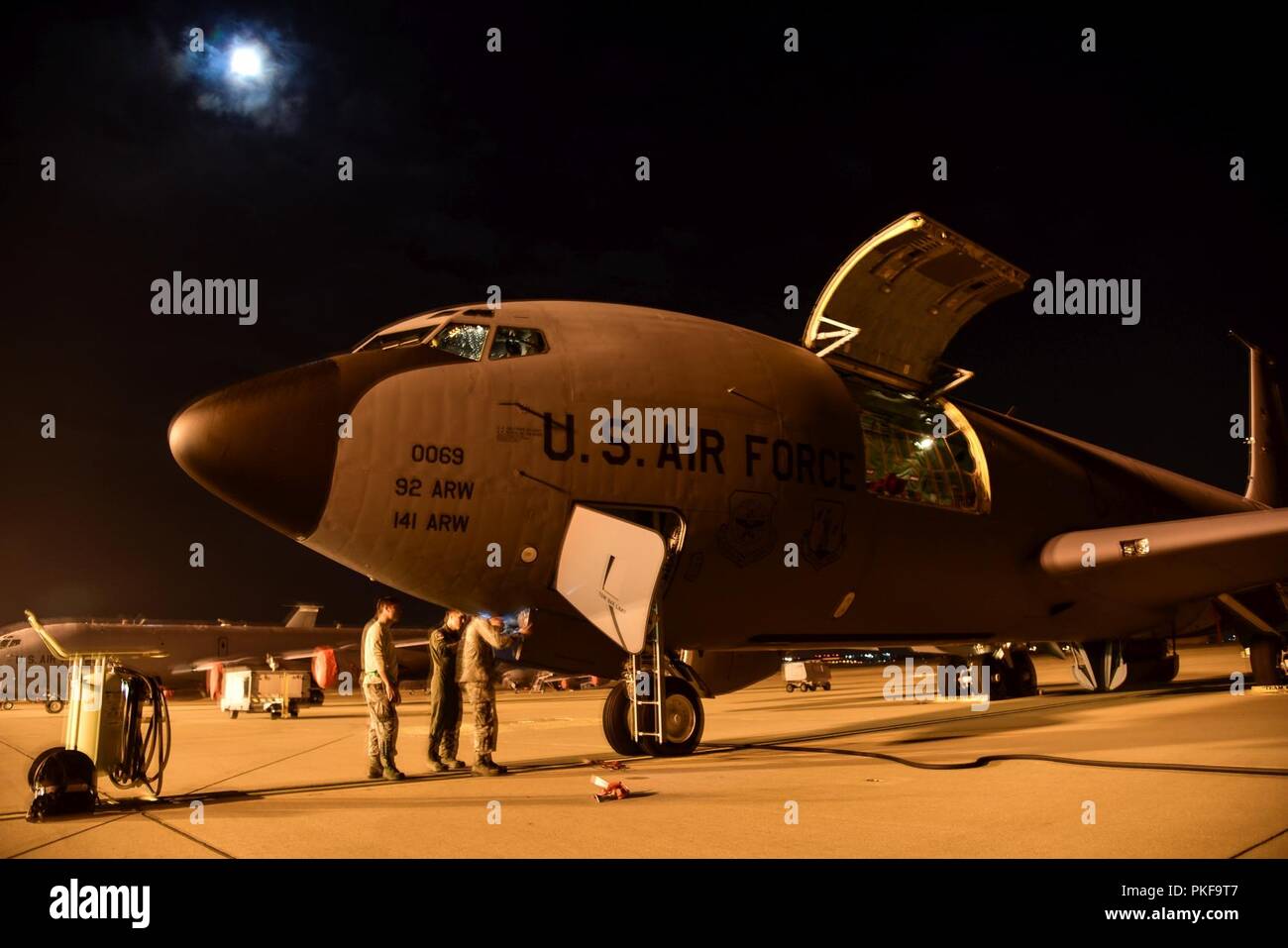 Kc 135 engines hi-res stock photography and images - Alamy