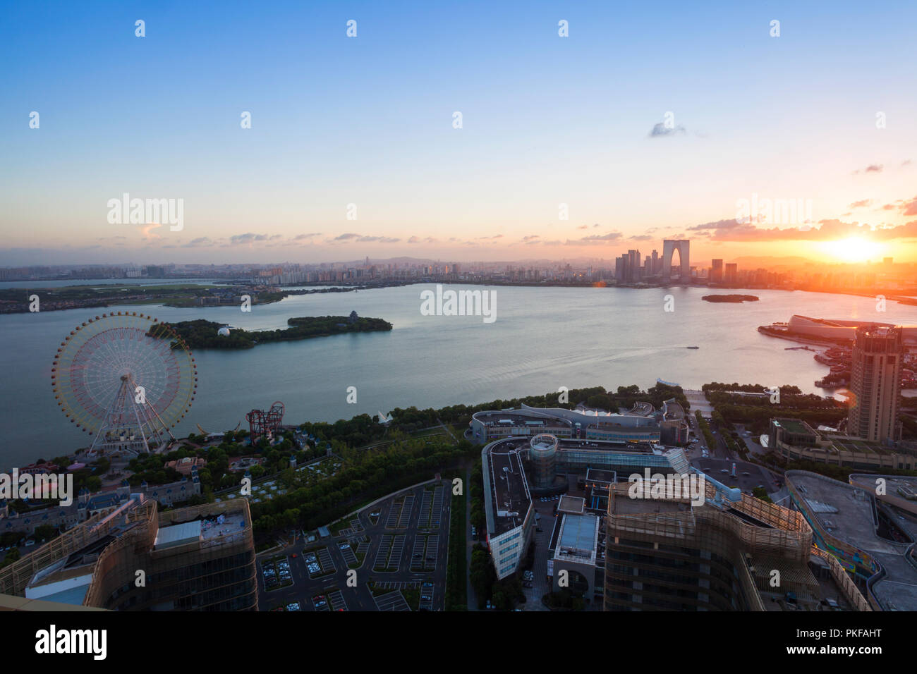 Jiangsu suzhou jinji lake scenery Stock Photo - Alamy