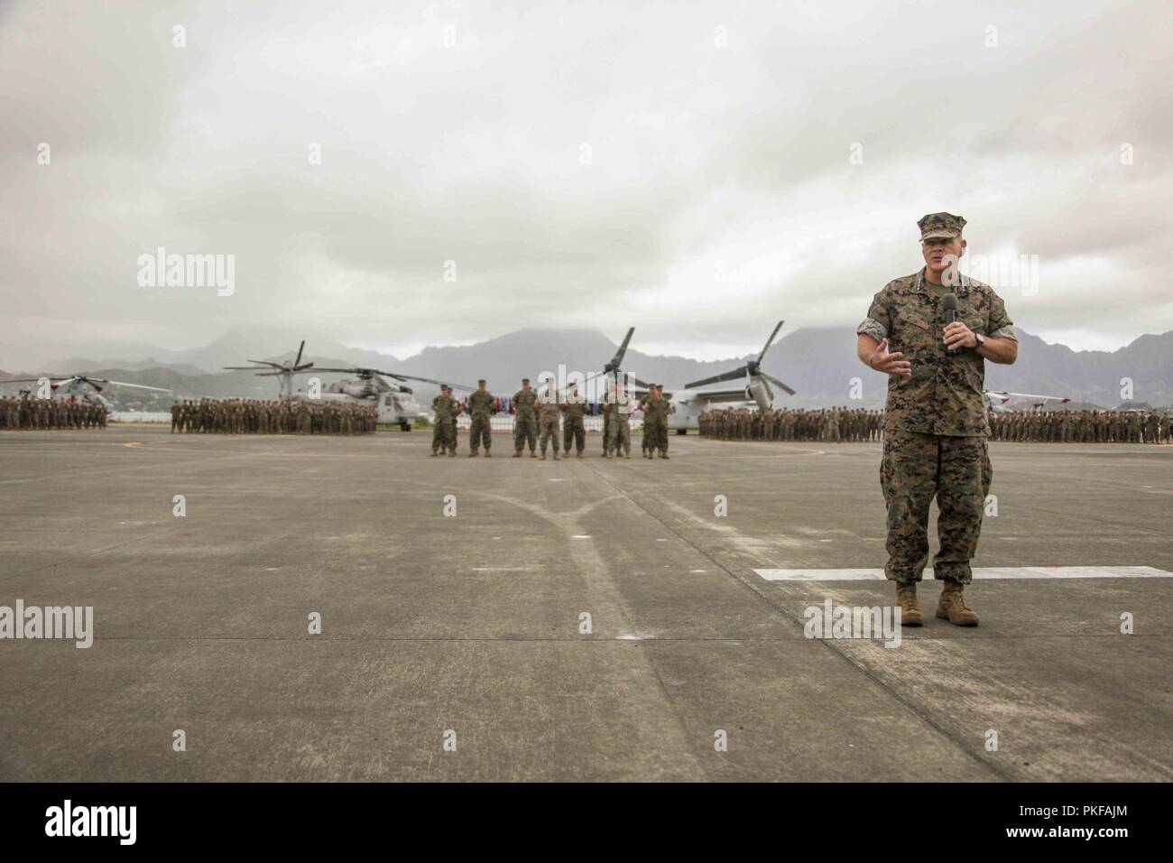 Lt gen berger lt gen craparotta hi-res stock photography and images - Alamy