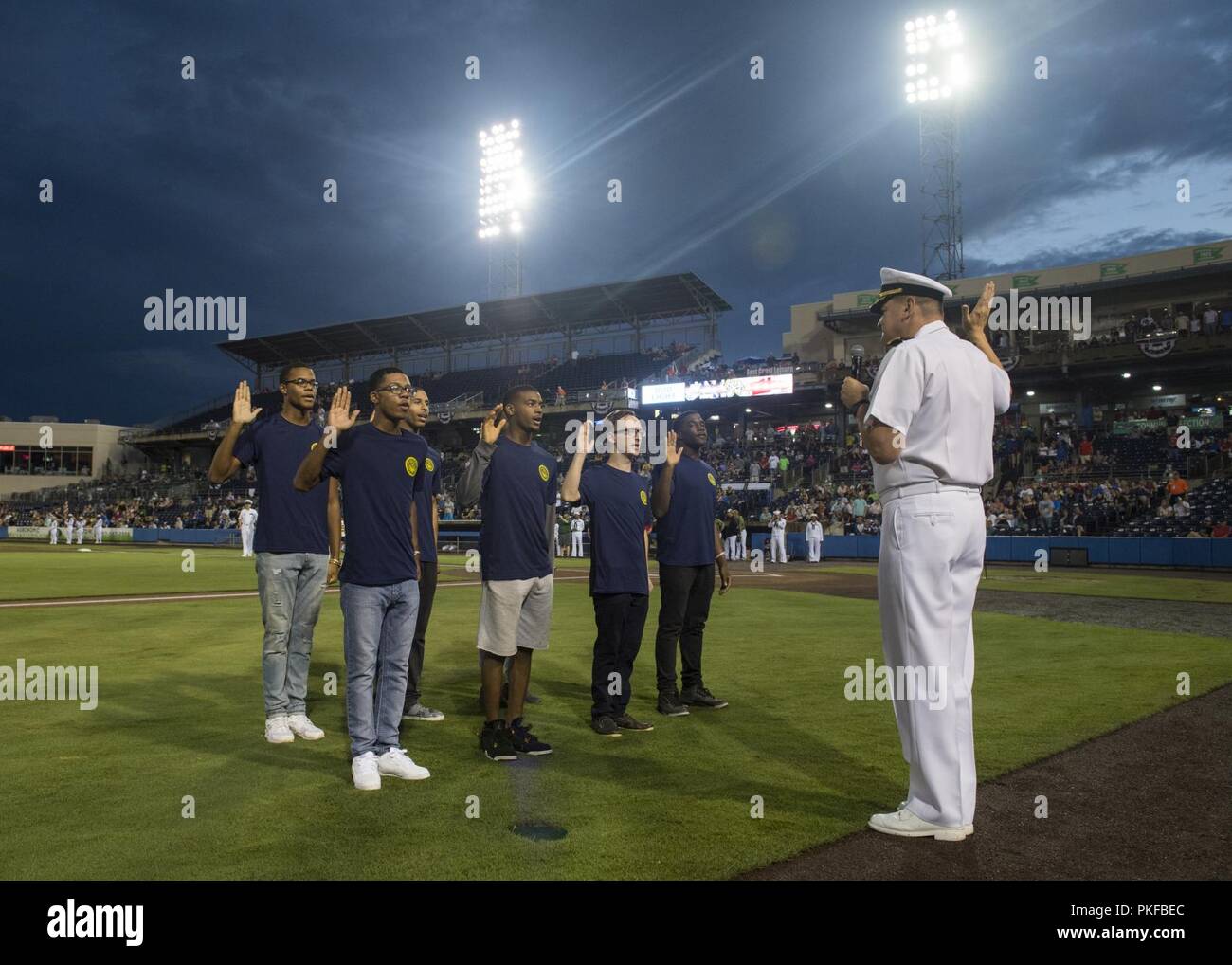 Harbor park stadium norfolk hi-res stock photography and images - Alamy
