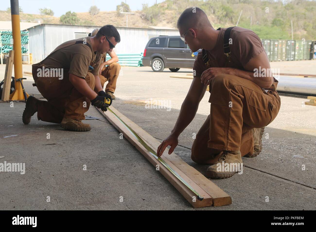 U s navy builder 3rd class hi-res stock photography and images - Alamy