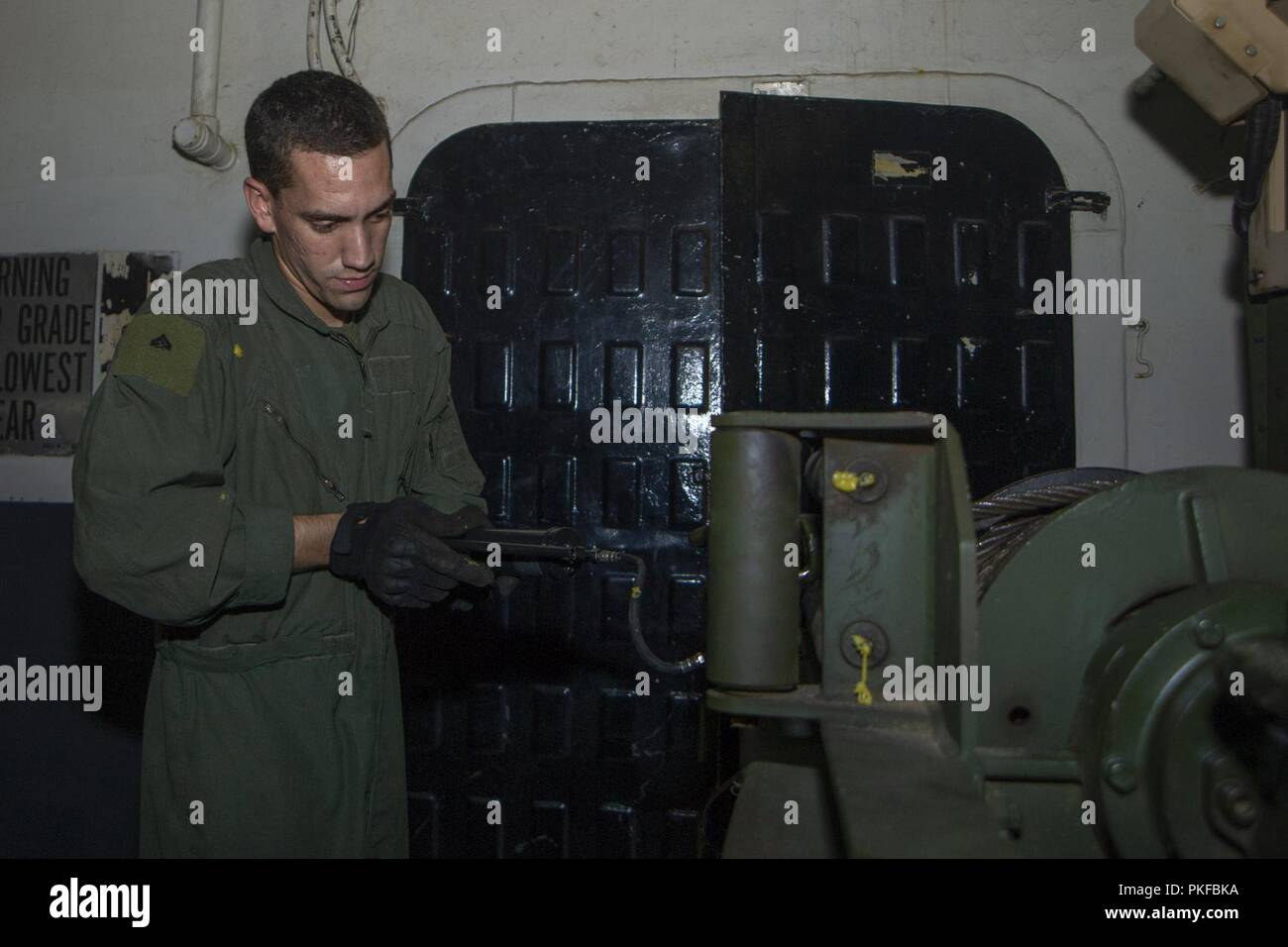 Mk36 wrecker hi-res stock photography and images - Alamy