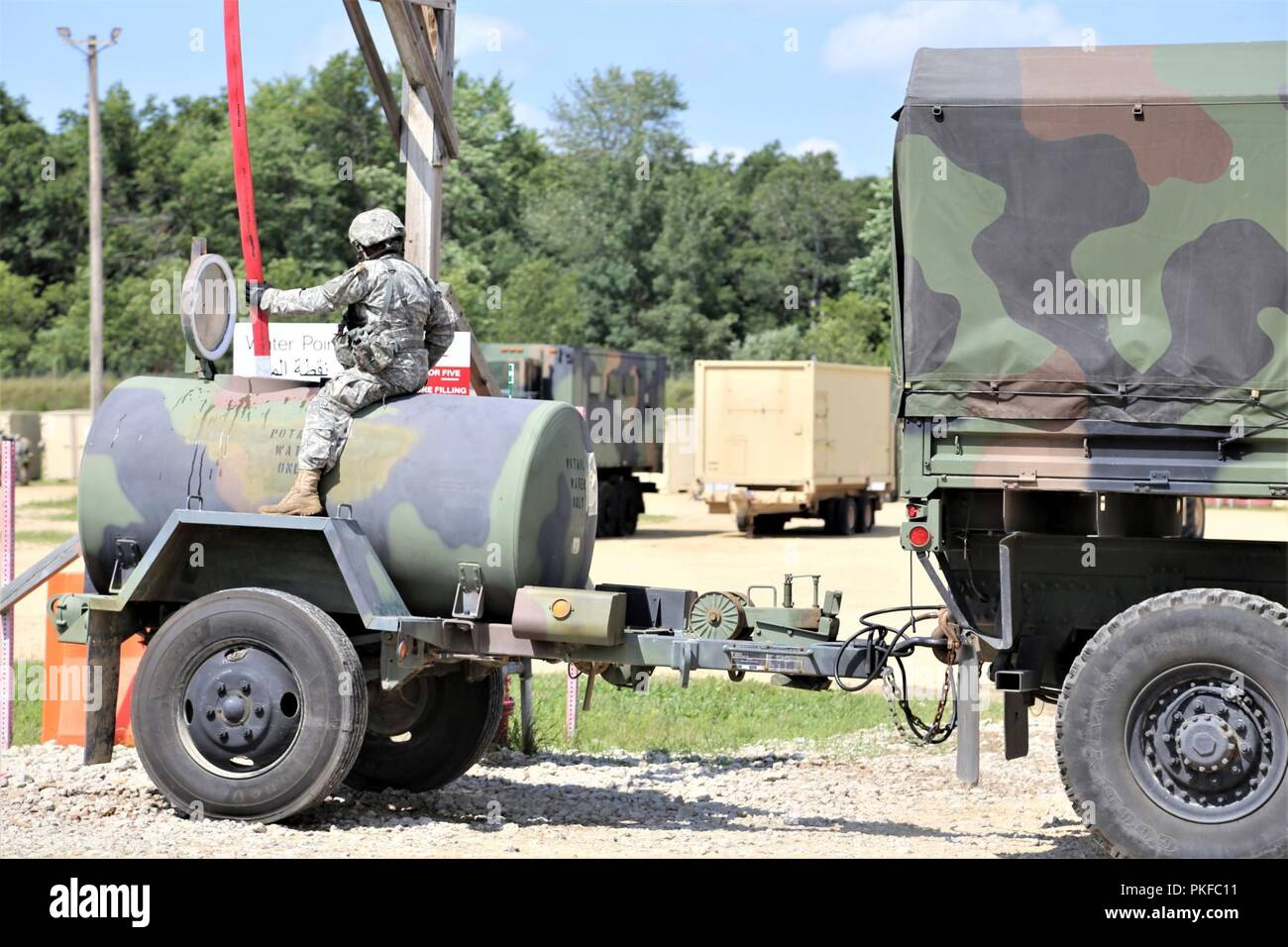 Us army water tank hi-res stock photography and images - Alamy