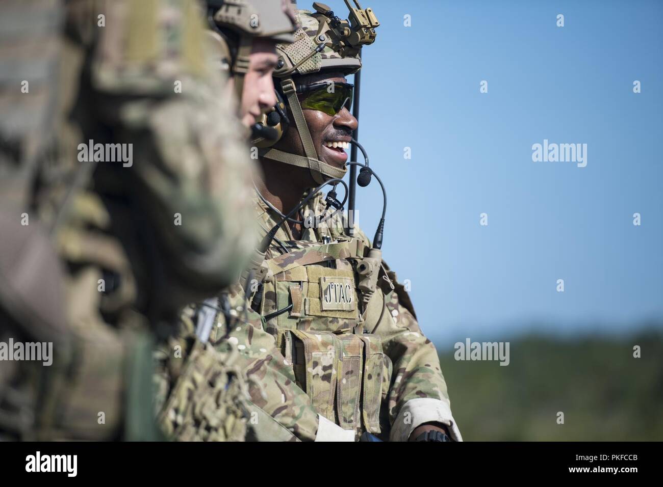 15th air support operations squadron hi-res stock photography and ...