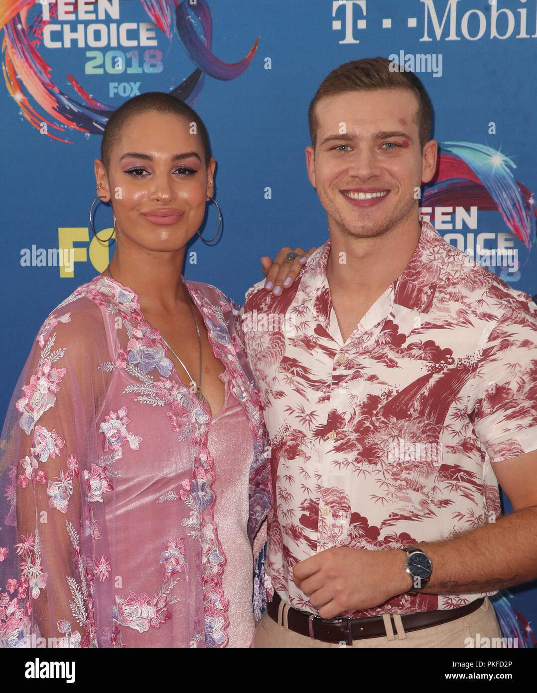 TEEN CHOICE 2018 Featuring: Oliver Stark, Guest Where: Inglewood ...