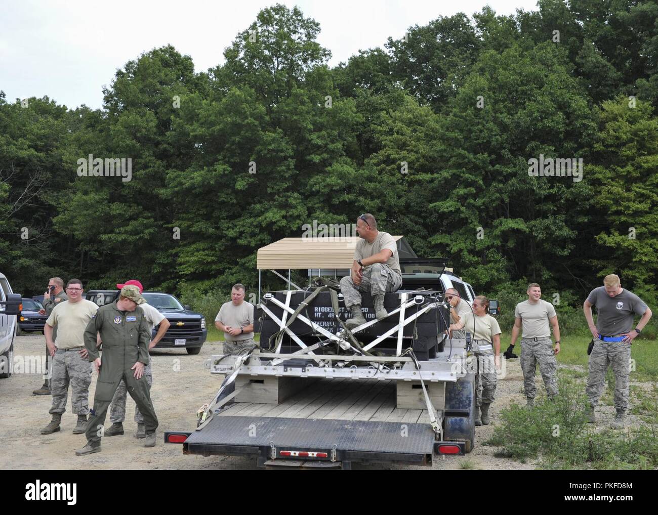 High velocity container delivery system hi-res stock photography and ...
