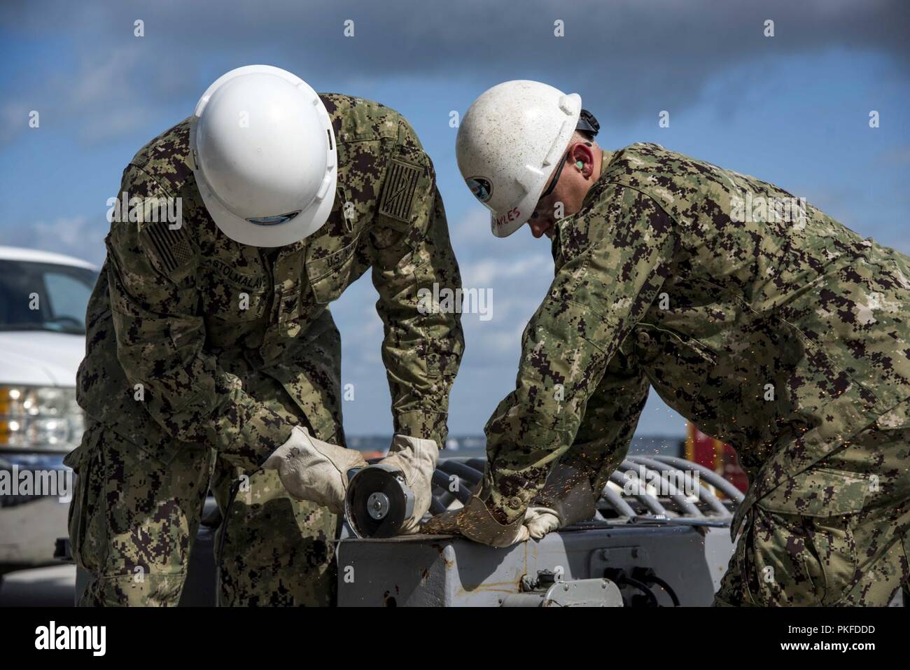 Sliding pad eye hi-res stock photography and images - Alamy