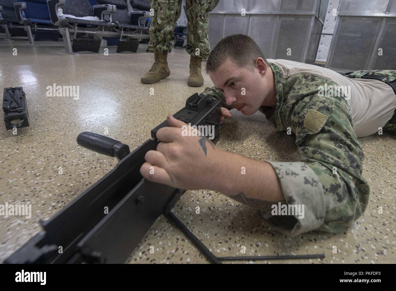 ATLANTIC OCEAN (Aug 11, 2018) Gunner's Mate 2nd Class Hunter Norris ...