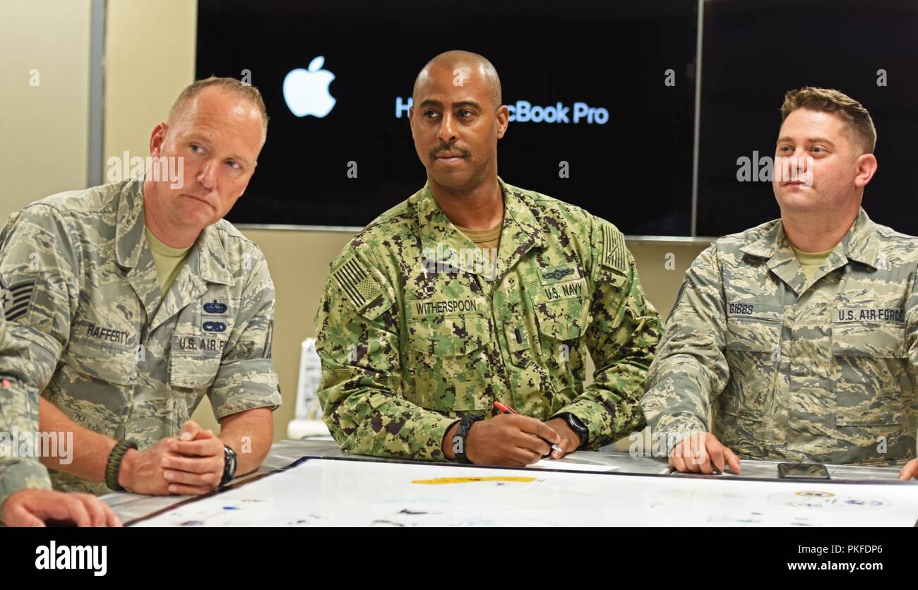 Android tactical assault kit hi-res stock photography and images - Alamy