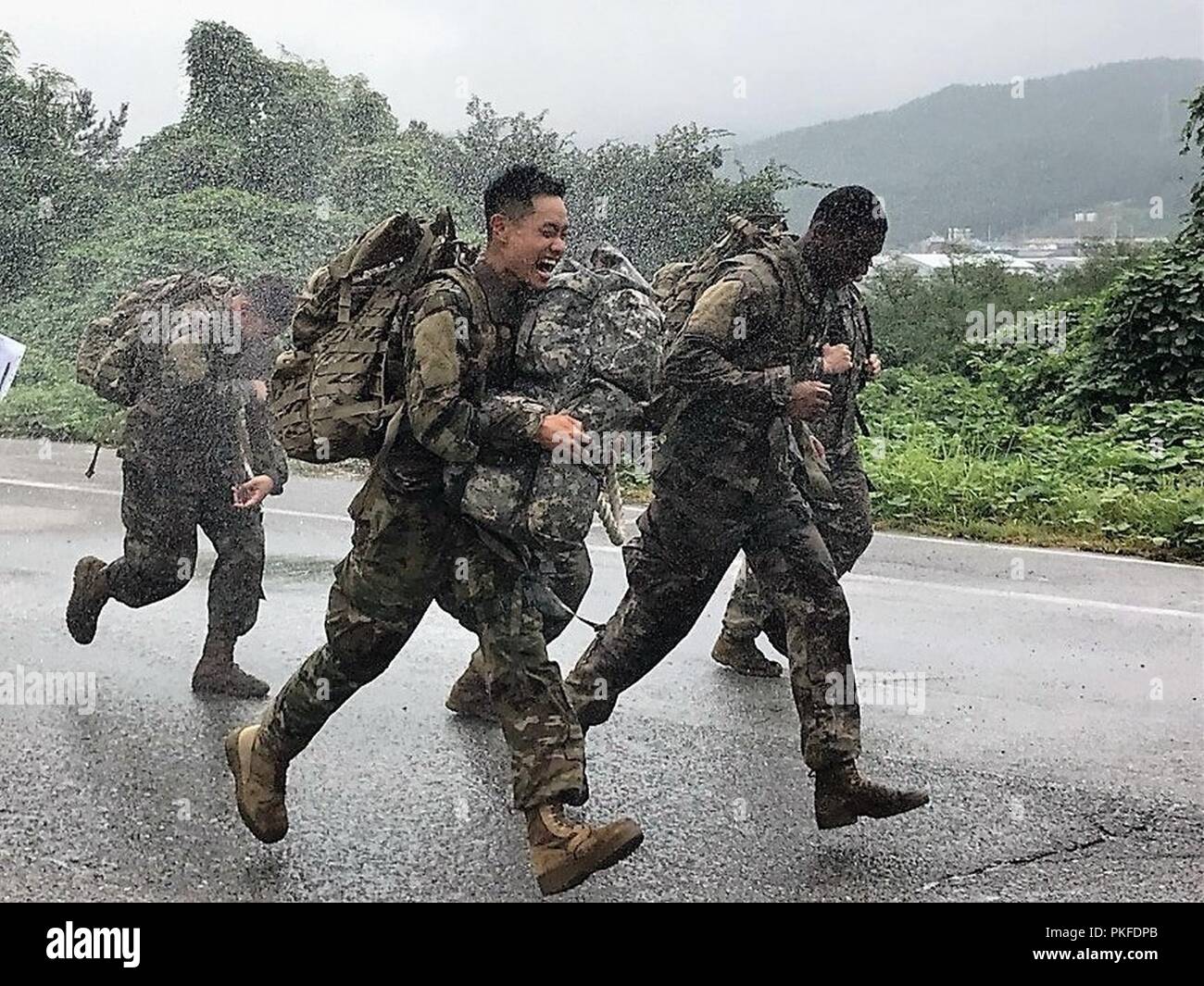 498th combat sustainment support battalion hi-res stock photography and ...