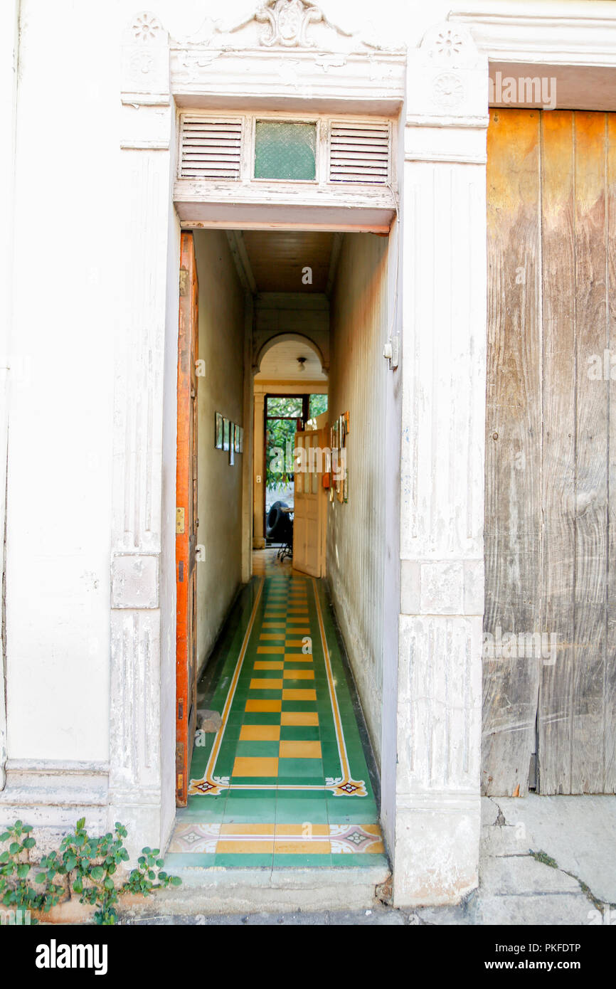 Narrow passage way Stock Photo - Alamy