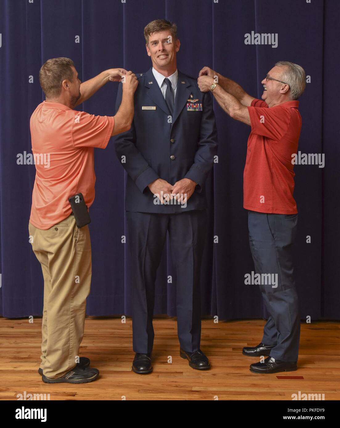 Silver wing service hi-res stock photography and images - Alamy